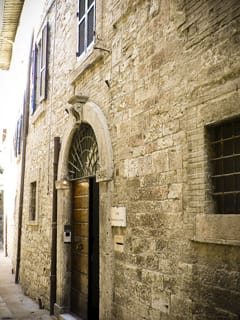 Assisi Accommodation | Assisi Convent & Monastery BnB Room Bookings
